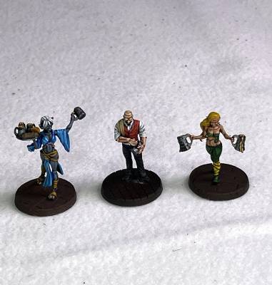 MBA - Tavern Set #3: Bartender and 2 waitresses, Medieval Figures, MBAL-223